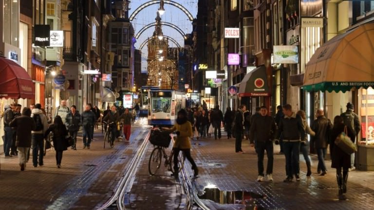 Amsterdam to Halt in Memory of Strike Over Nazi Persecution of Jews ...